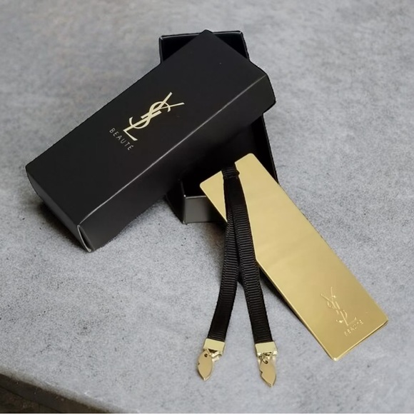 Accessories | Ysl Gold Metal Plate Bookmark W Lip Shaped Charms New In ...